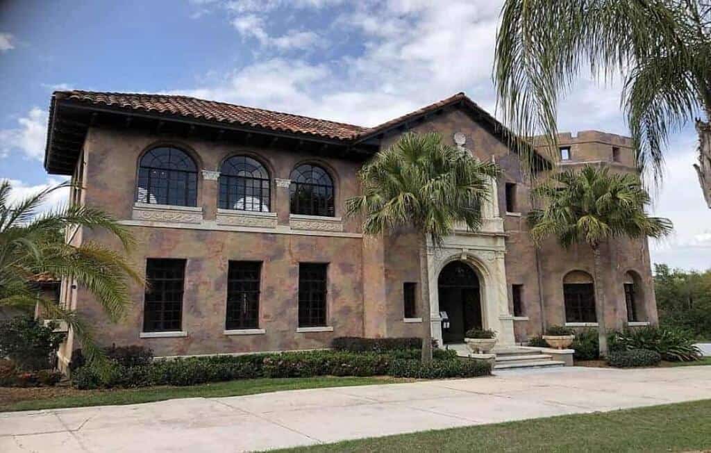 The Howey Mansion - Howey-in-the-Hills, Florida - Brit On The Move™