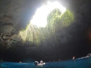 The Devils Den Spring - The Prehistoric Spring for Snorkeling and Diving