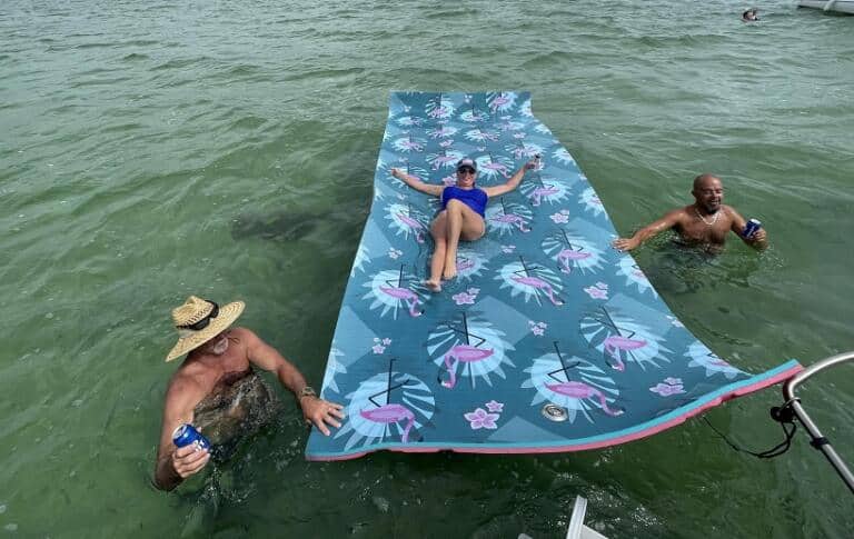 The Best Floating Water Mats and Floating Foam Mats Compared