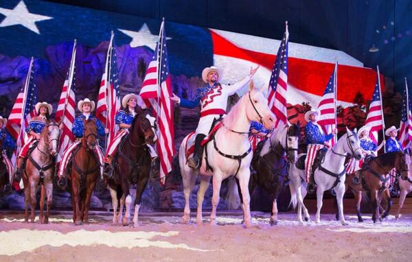 Dixie Stampede Dinner Show - Why This Is An Amazing Show - Brit On The ...