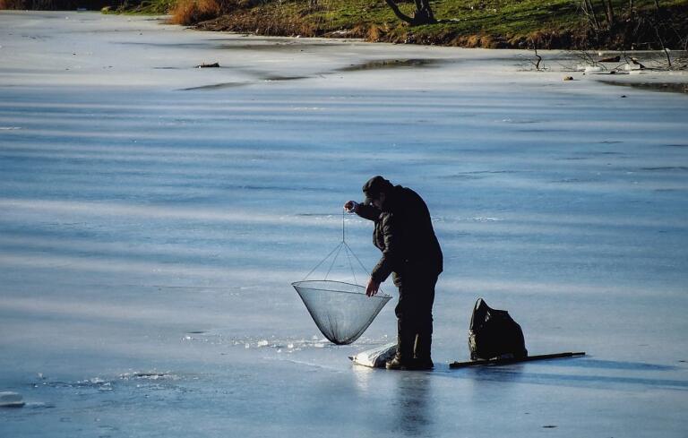 Ice Fishing In Anchorage, Alaska - How To Plan For Success - Brit On ...