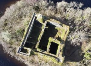 Innes Chonnel Castle: Loch Awe's Historic Scottish Fortress